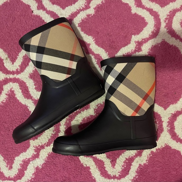 Shoes | Burberry Rain Boots | Poshmark